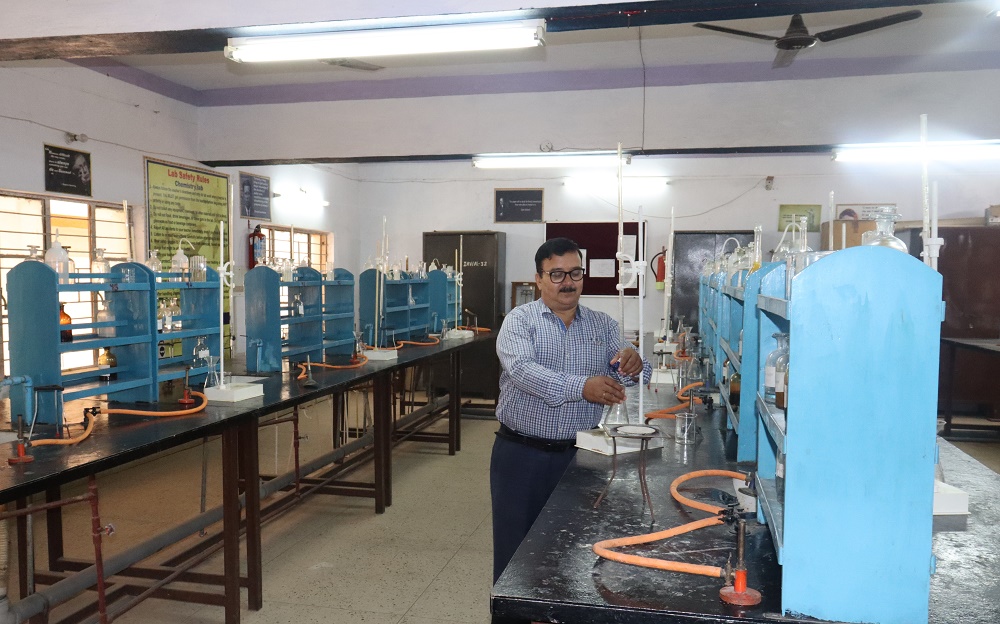 GEETA DEVI DAV PUBLIC SCHOOL